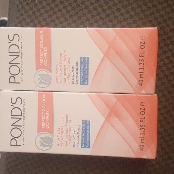 pond's | Skincare | Ponds Perfect Colour Complex | Poshmark